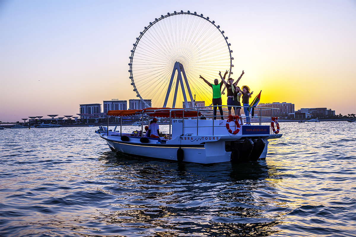 Abra Marine Tours Operation | Dubai Sightseeing Cruises | Modern Abra ...